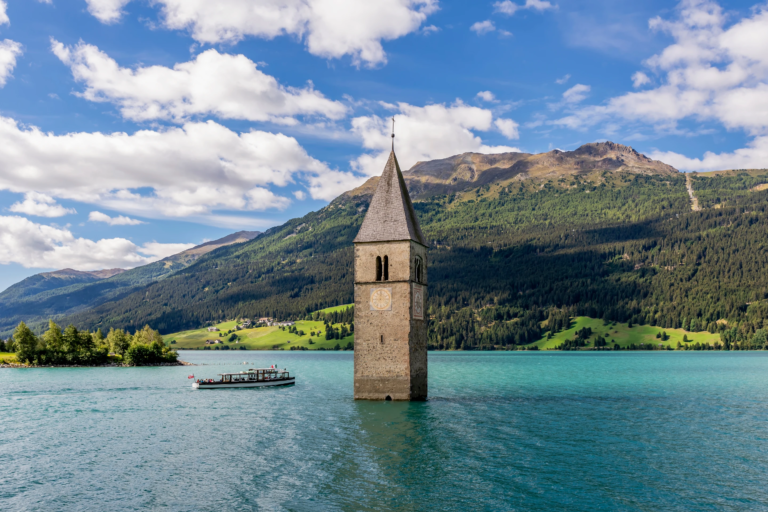 17 Beautiful, Abandoned Places Around the World