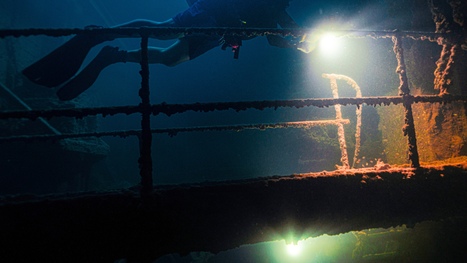 Human-built 5600-year-old underwater bridge found inside cave stuns ...