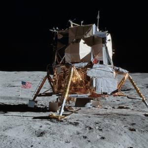 10 Surprising Facts About the First Man on the Moon : The Amazing Times