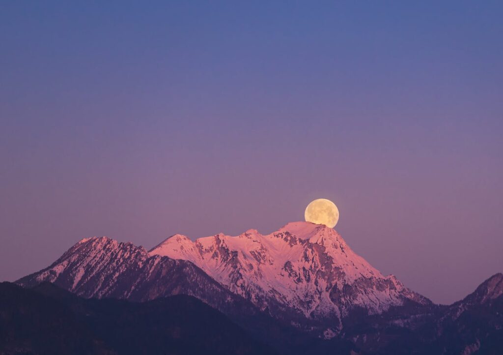Will Tonight’s Supermoon Bring Chaos or Calm for Your Sign in November?